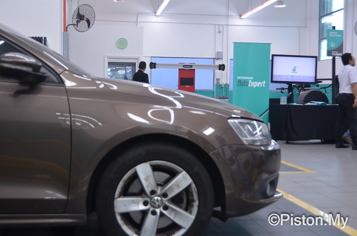 First Petronas AutoExpert Centre opens in Shah Alam - News and reviews on Malaysian cars ...