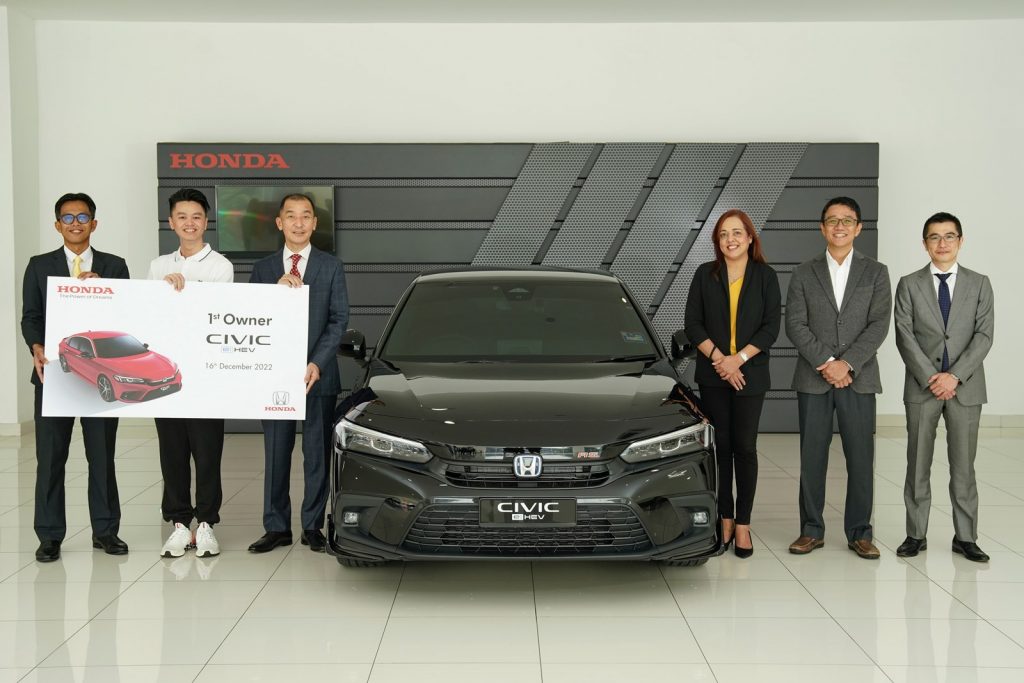First Honda Civic e:HEV Owner In Malaysia Has A Special Delivery