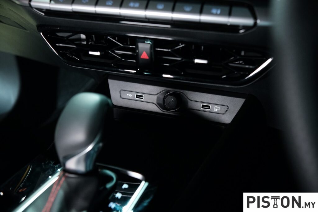 SAIC Motor Malaysia Memperkenalkan Sedan MG5 serba baharu dan SUV MG HS